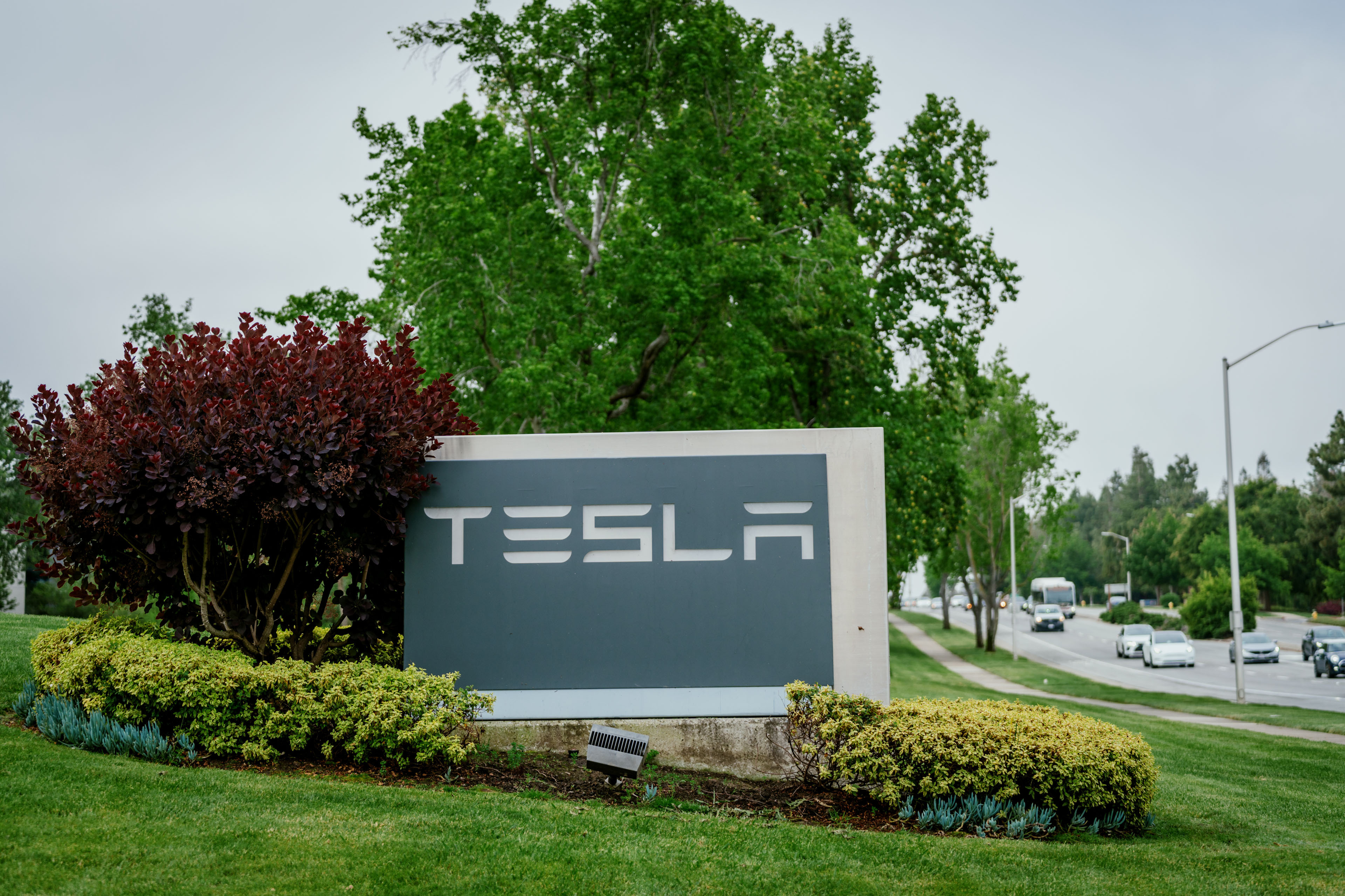 Success Story: Tesla • Stanford Research Park